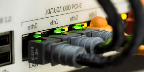 How are network cables laid properly? - GMC-Instruments